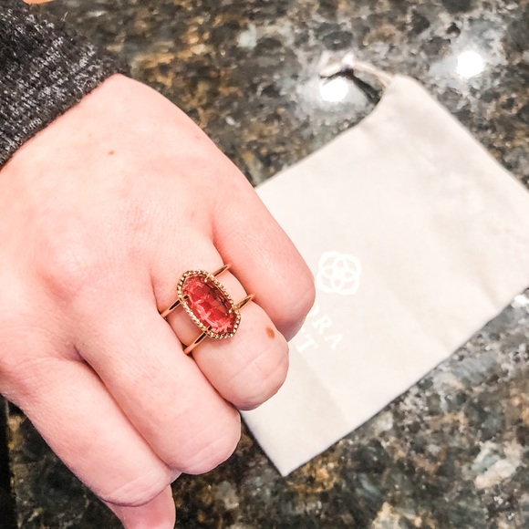 Kendra Scott | Jewelry | Kendra Scott Elyse Berry Red Gold Ring | Poshmark